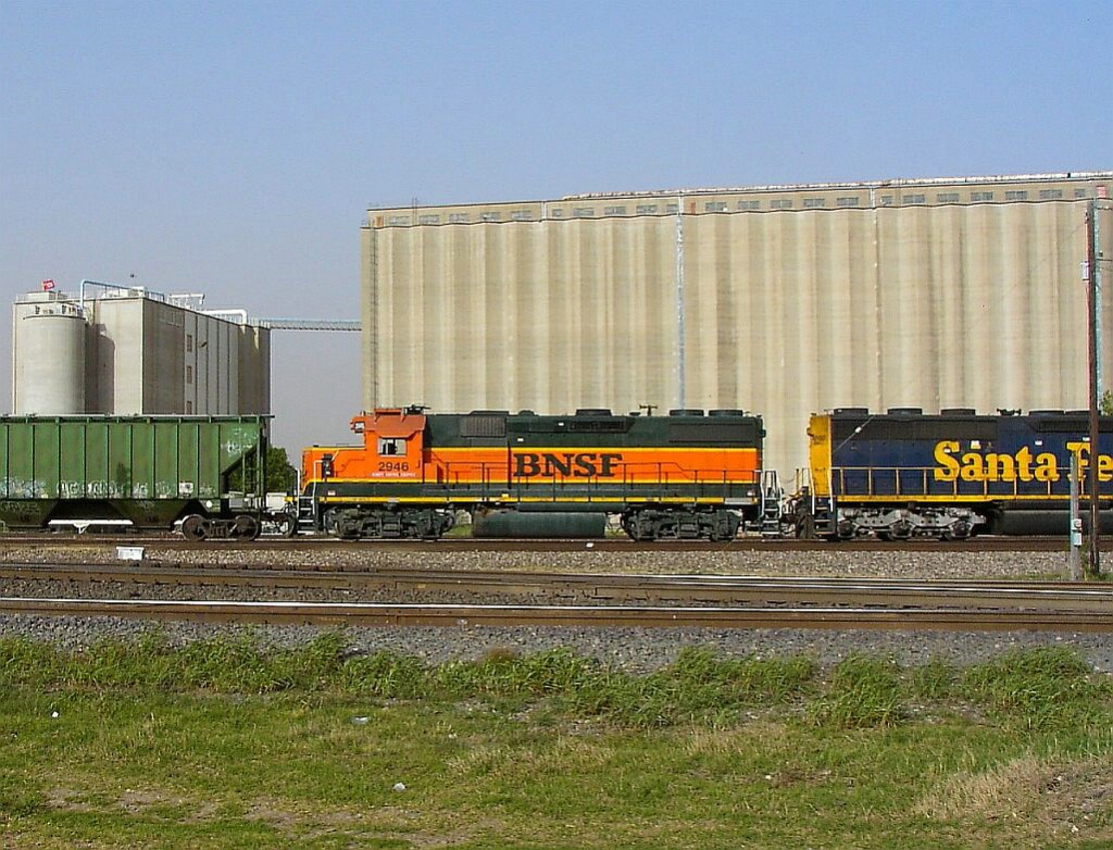 BNSF 2946
